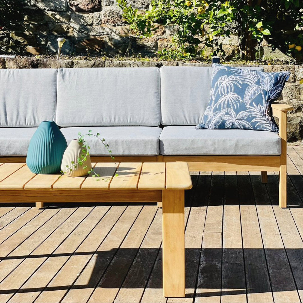 7 Ways to Spruce Up Your Outdoor Space this Autumn